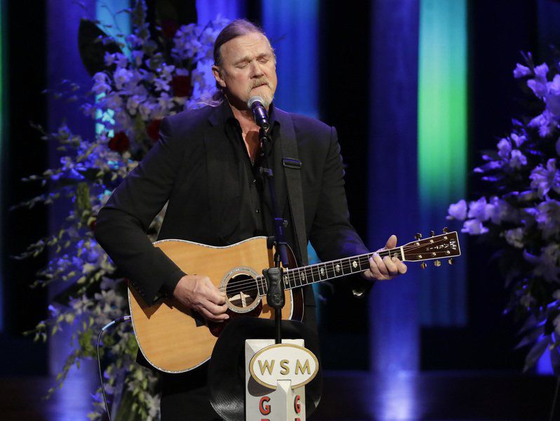 Stars honor country singer Troy Gentry at Opry memorial | Features ...
