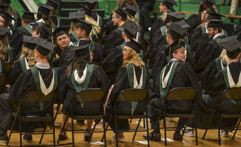 'We made it': West Vigo Class of 2022 persevered through challenges ...