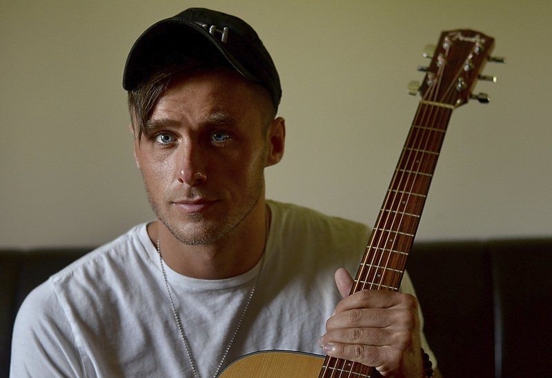 Drawing on family roots, Dylan Raymond sets out for career in Nashville ...