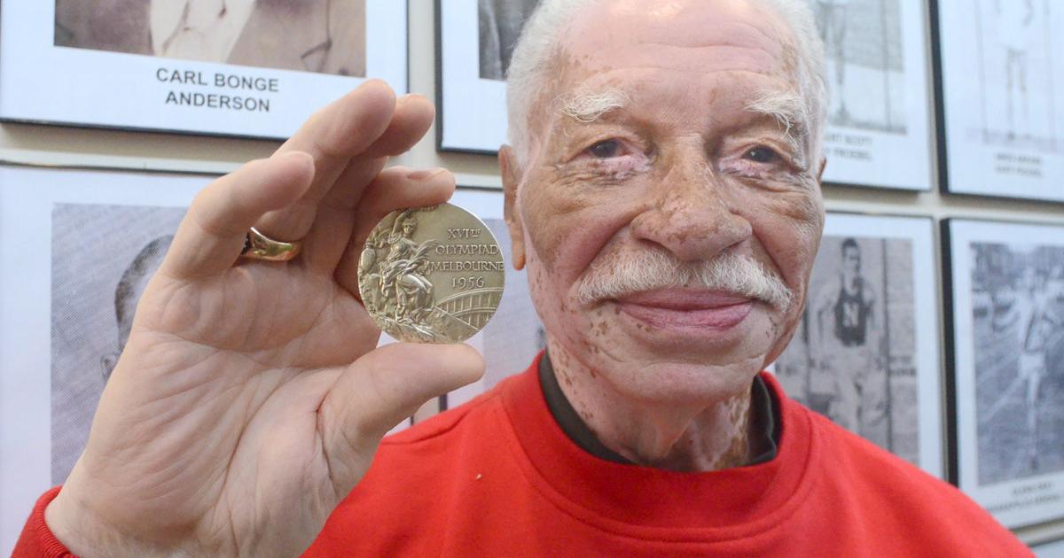 Greg Bell, a Terre Haute legend of many talents, passes at age 94 ...