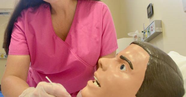 Ivy Tech nursing students operate in new setting | Local News ...