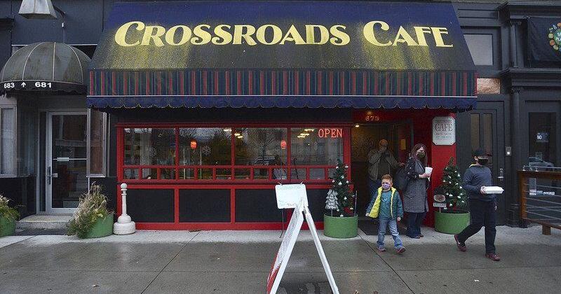 Downtown favorite Crossroads Café closes | Local News | tribstar.com