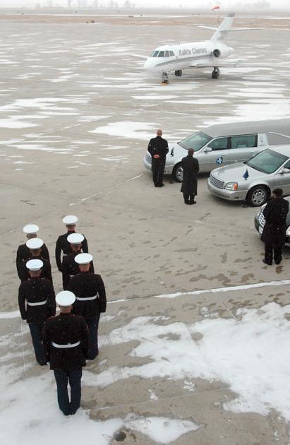 SLIDESHOW: The return of Marine Cpl. Gregory Stultz | | tribstar.com