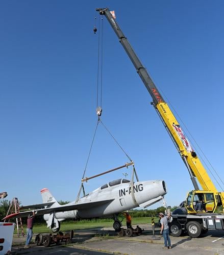 Retired fighter jets being refurbished for display in new military park ...