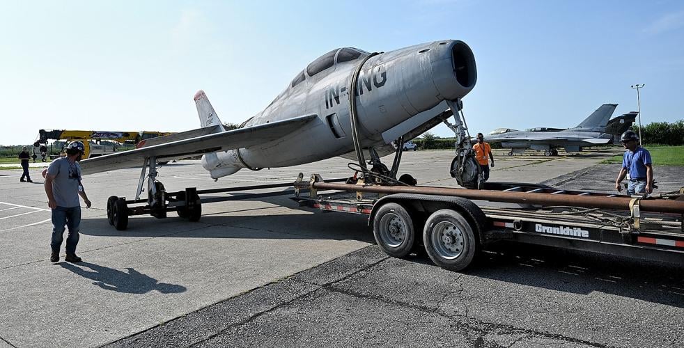 Retired fighter jets being refurbished for display in new military park ...