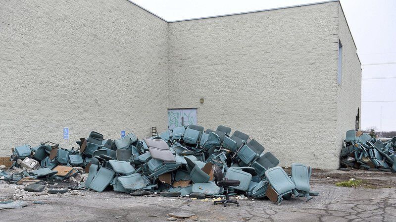 AMC Theater building — closed in 2018 — being demolished | Local News ...
