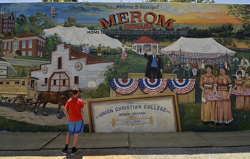 Merom mural finished ahead of annual Chautauqua | Local News | tribstar.com