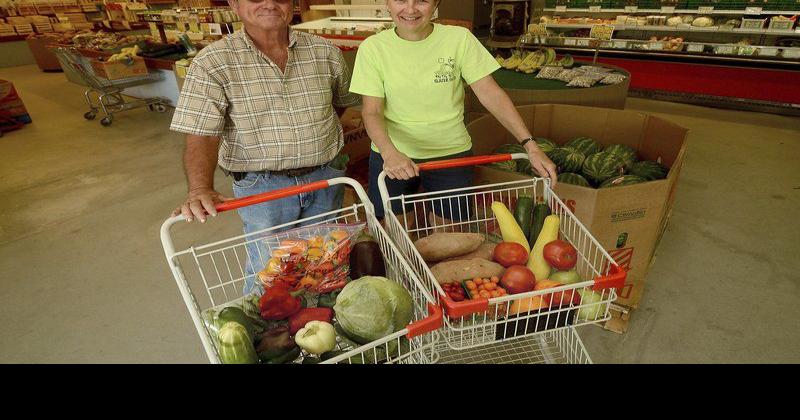 Slater family runs its own farm and market | Features | tribstar.com