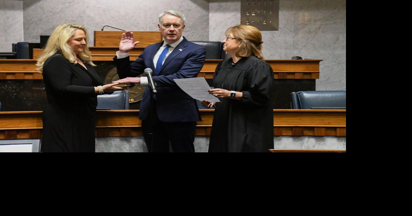 Goode sworn in as District 38 state senator | Local News | tribstar.com