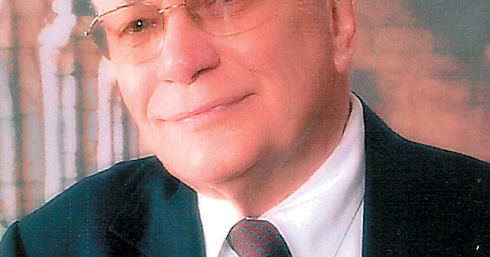 Ronn Mott: Coat of Arms | Columns | tribstar.com