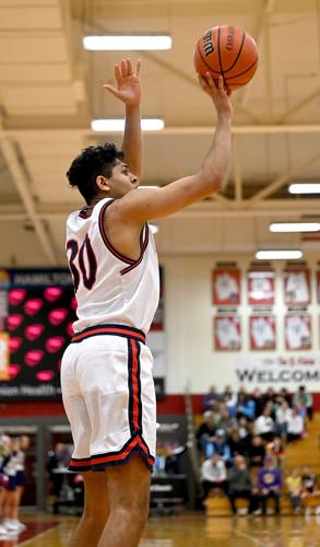 CLASSIC DAY 1: Pats, Wildcats triumphant in evening games | Sports ...
