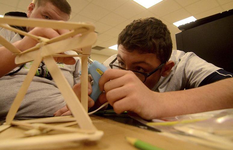 Ivy Tech hosts 'Cob & Cog' competition | Local News | tribstar.com