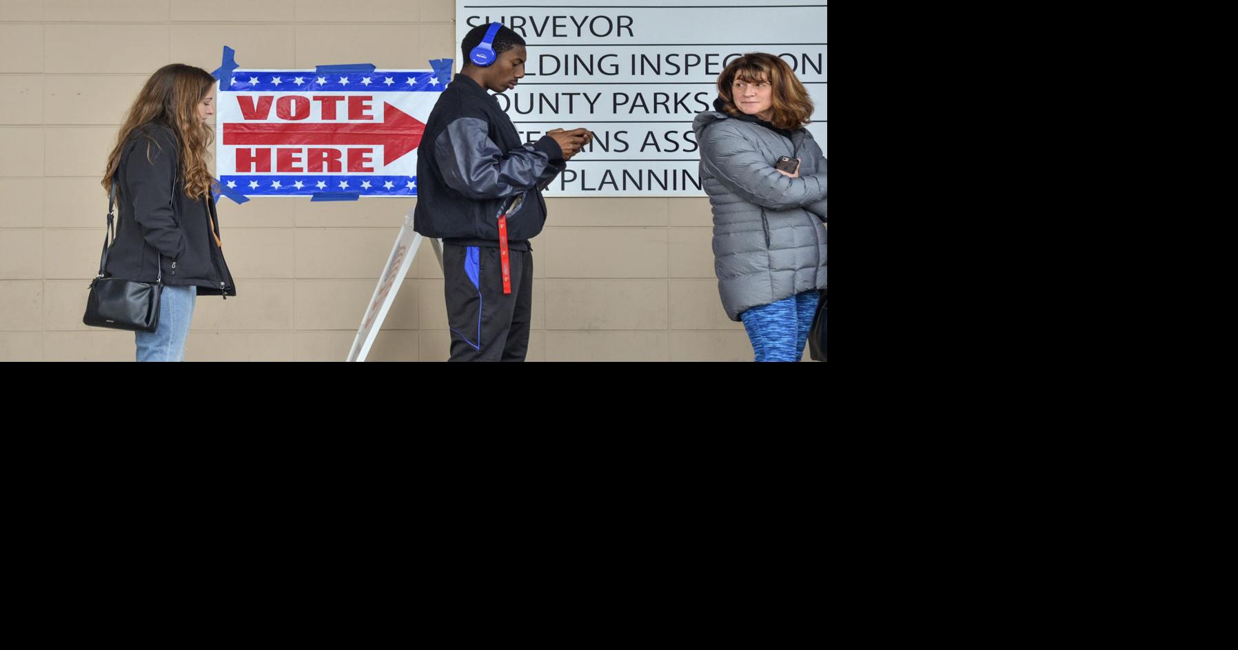 Early voting 'huge' in Vigo County | News | tribstar.com