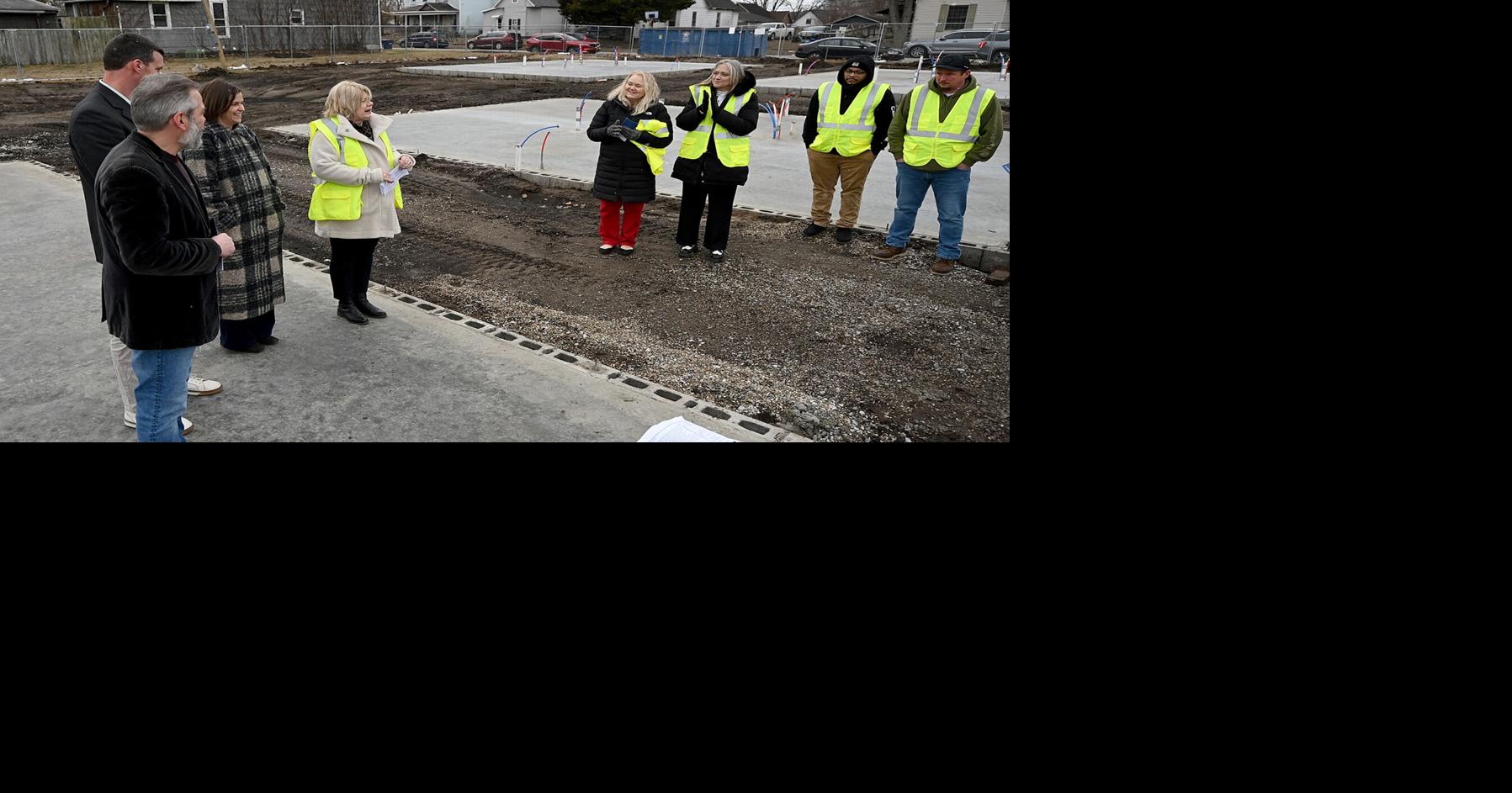 'Slab celebration' marks new duplex project at North 14th and Chase ...