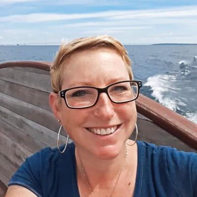 Hess resigns, residents can apply for seat on city council | Local News ...