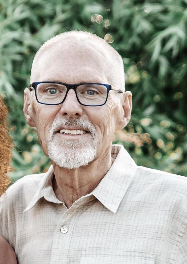 Stephen Gould | Obituaries | truenorthradionetwork.com