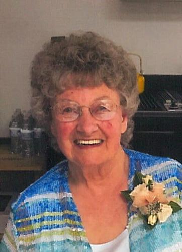 Viola Esther Beyer | Obituaries | truenorthradionetwork.com