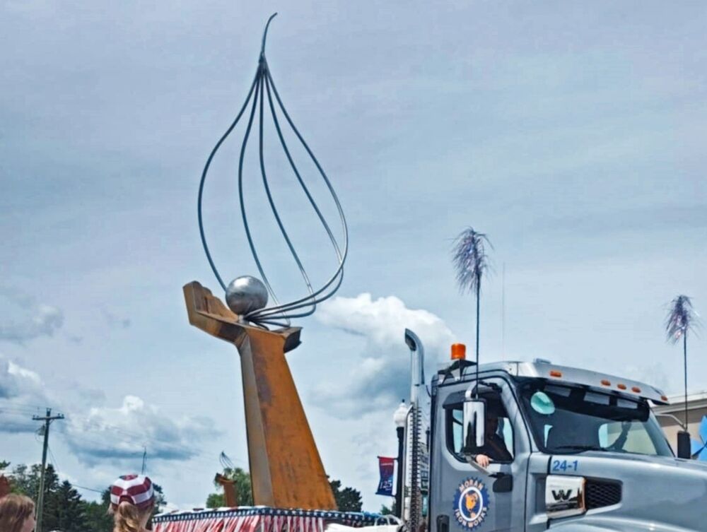 New sculpture for Alpena bi-path debuts during 4th of July parade ...