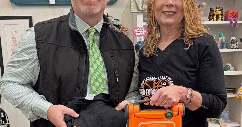 AMA ESD/Pied Piper School receives AED from Wes Leonard Heart Team ...