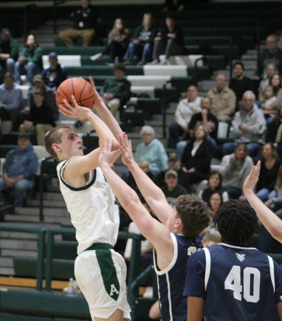 Nostrant pours in 34, final 17 Wildcat points as Alpena fends off Blue ...
