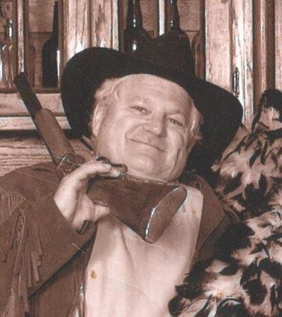 Kenneth Edward Worth | Obituaries | truenorthradionetwork.com