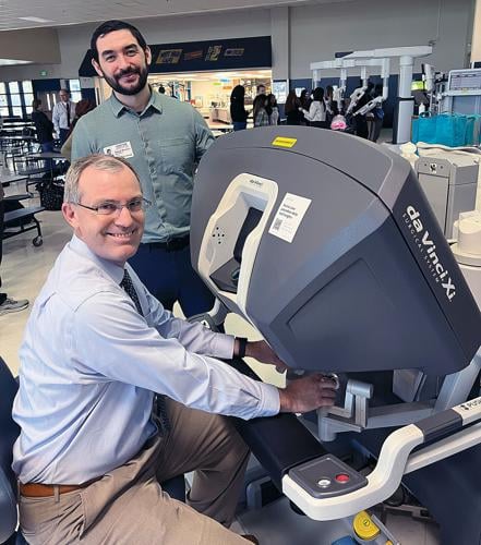 Students get hands-on, close-up look at medical robot | Tracy Press ...