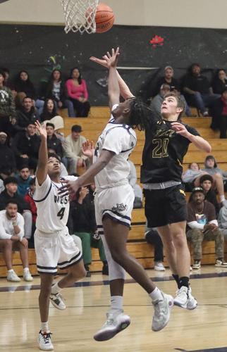 Basketball: Wolf Pack protect early lead to see off the Bulldogs ...