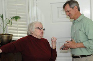 Condit makes rounds in Patterson | Patterson Irrigator News ...