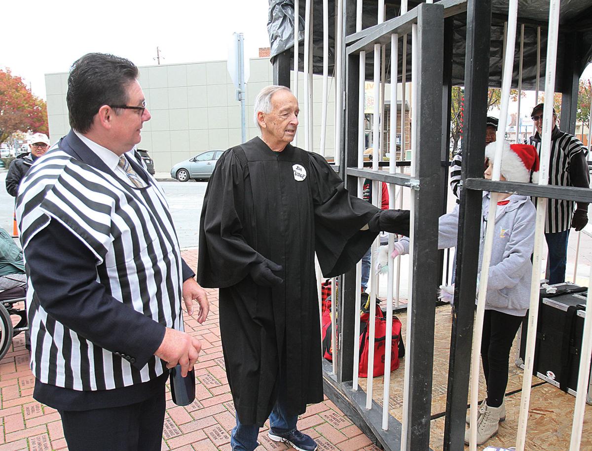 Brighter Christmas Jail Fundraiser | Tracy Press | ttownmedia.com