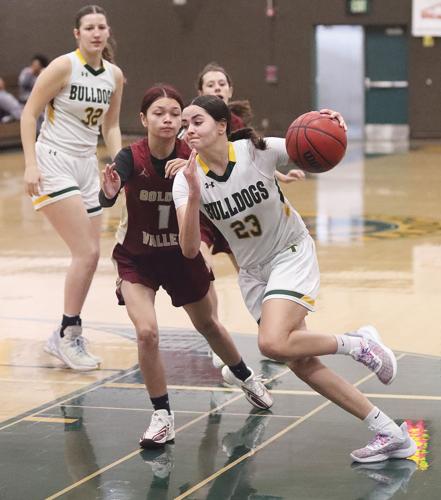 Basketball: Bulldogs open Breakfast Lions/Tom Hawkins tournament with ...