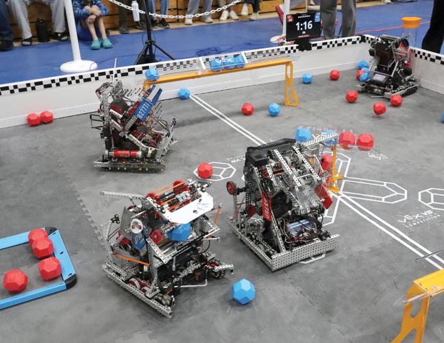 Vex Robotics championship rolls into west High | Tracy Press ...