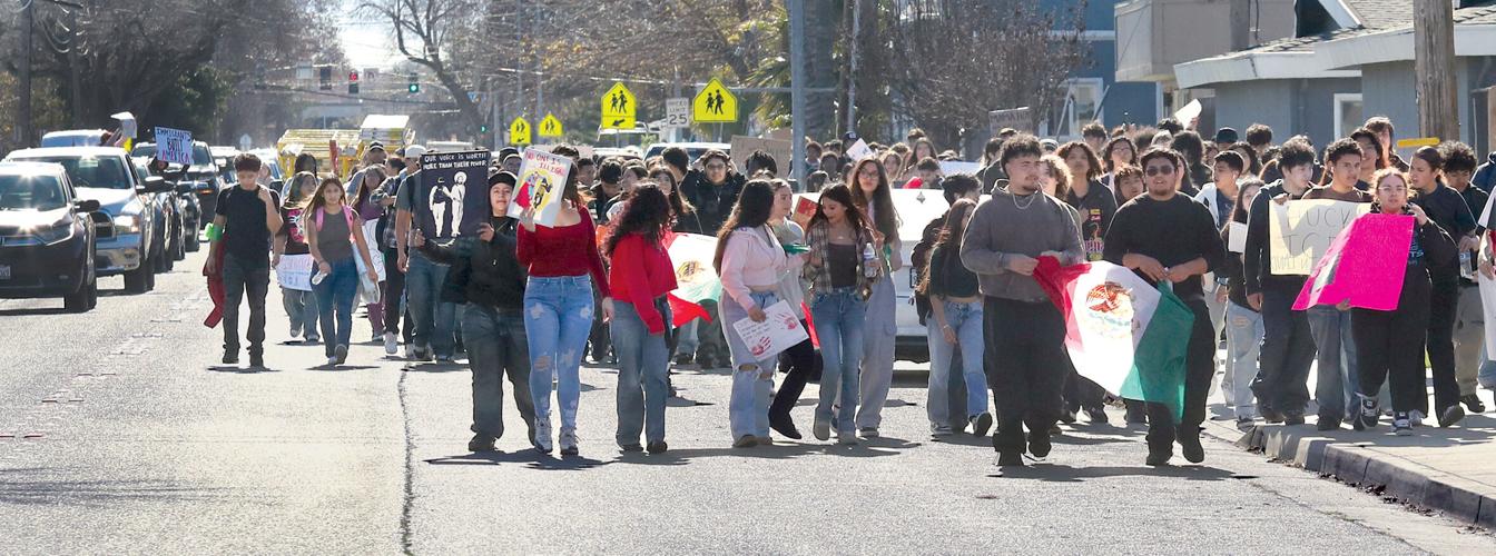 Students protest against ICE | Tracy Press | ttownmedia.com