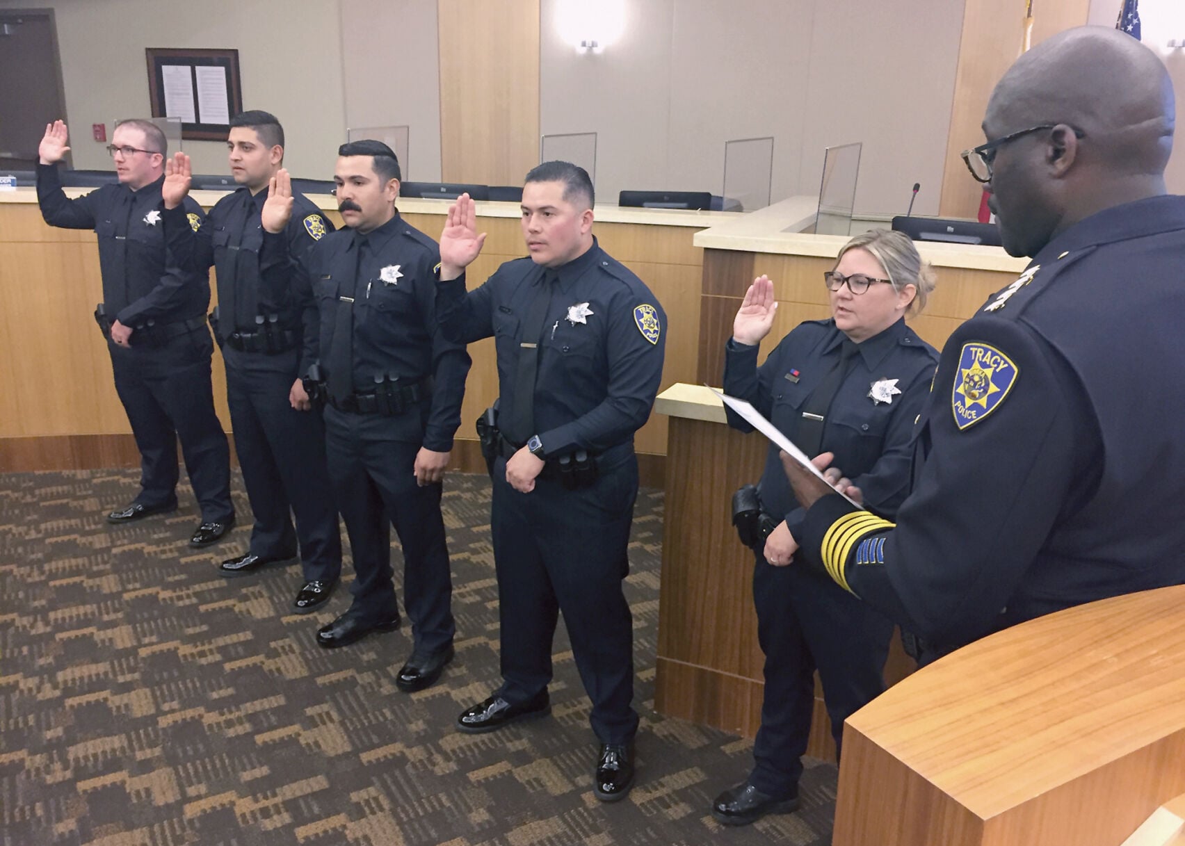 Tracy Police welcomes five new officers | Tracy Press | ttownmedia.com