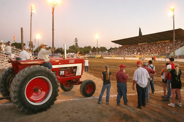 Truck, tractor pull gets fair crowd revved up | Patterson Irrigator ...