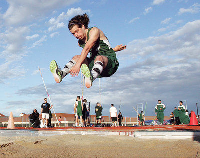 Athletes gather for all-city track and field meet | Tracy Press sports ...