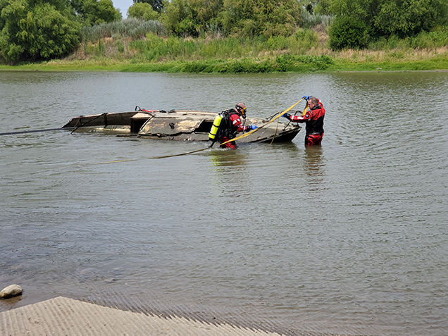 Boat retrieval on Old Las Palmas | Patterson Irrigator News ...