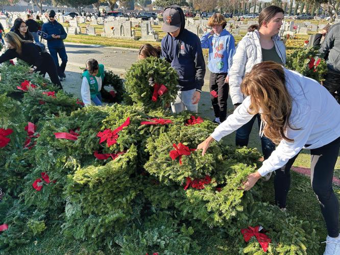 Wreaths Across America honors 2,390 at Tracy cemetery | Tracy Press ...