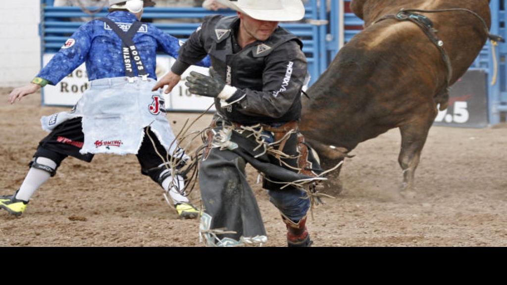 Tucson Rodeo: Riding is big business for new breed of cowboys