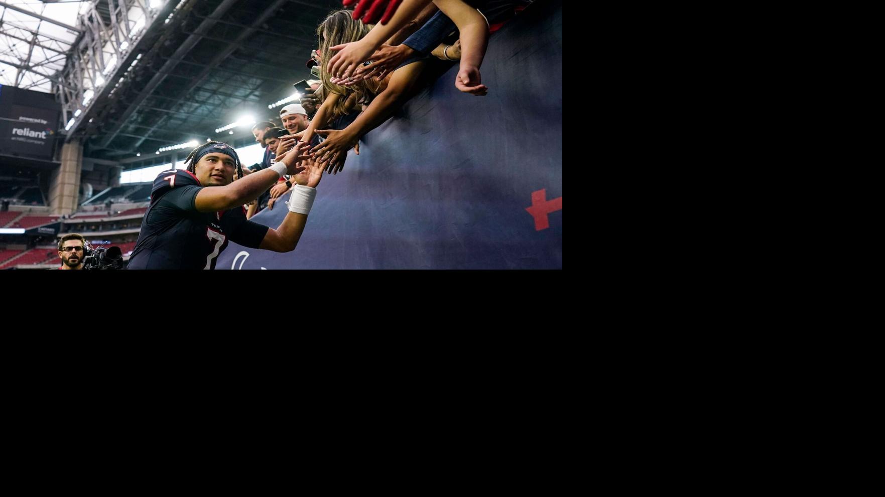 Historic rookie, a surprising kicker and title credentials on show ...