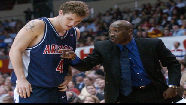 Lute disciple Rodney Tention back in college hoops