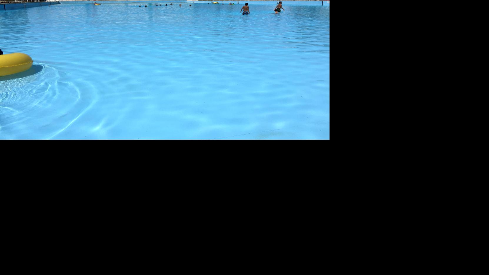 Breakers Water Park wave pool