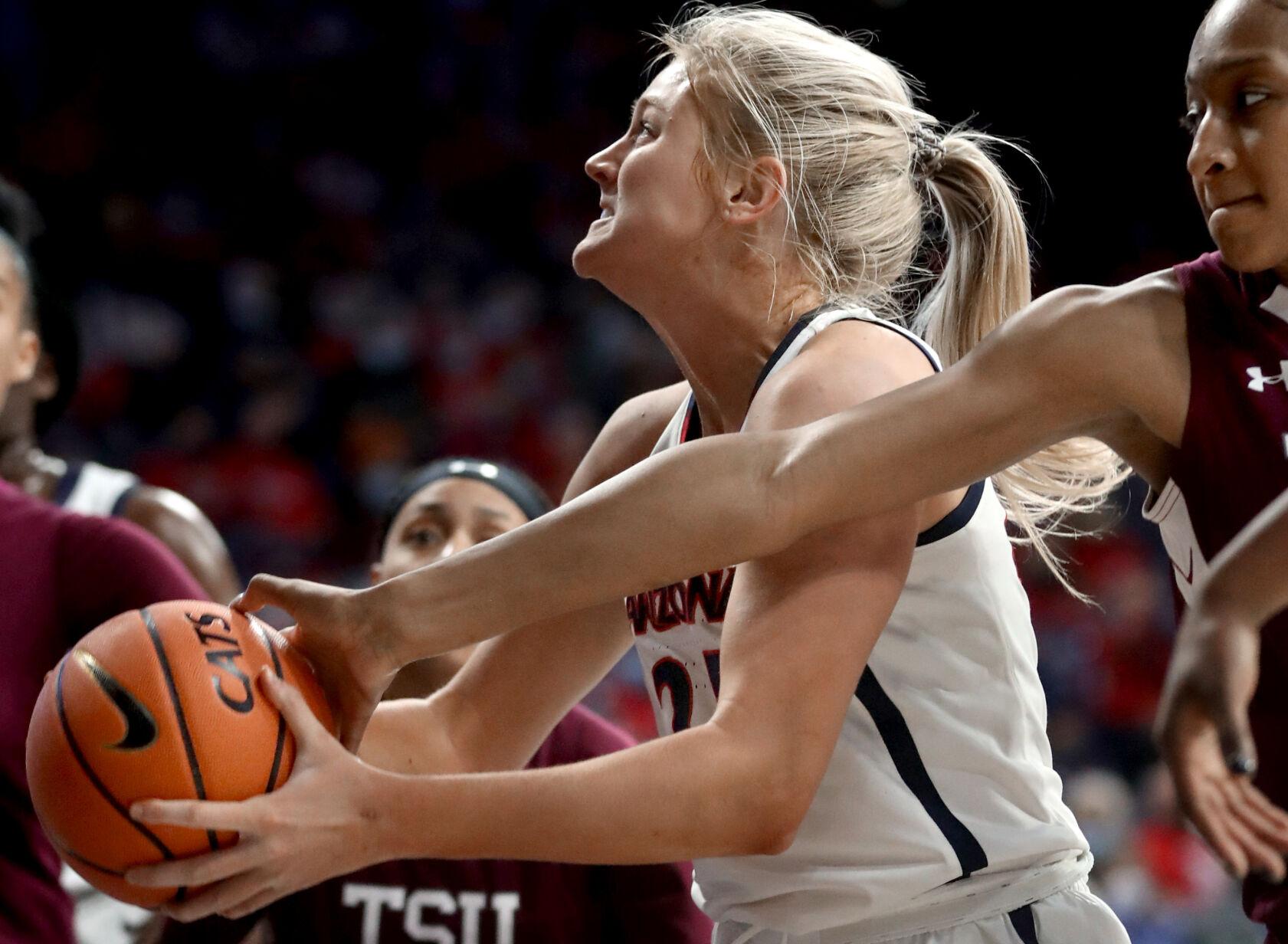 'We're just getting started': Wildcats raise Final Four banner ...