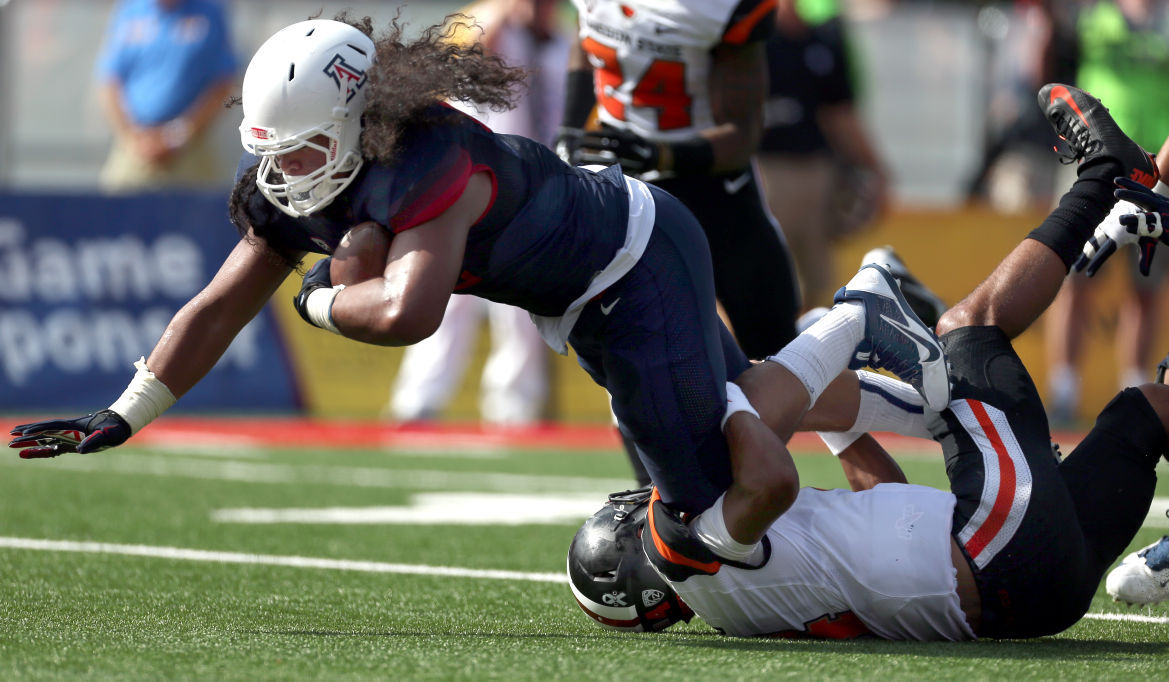 Fotu suspended