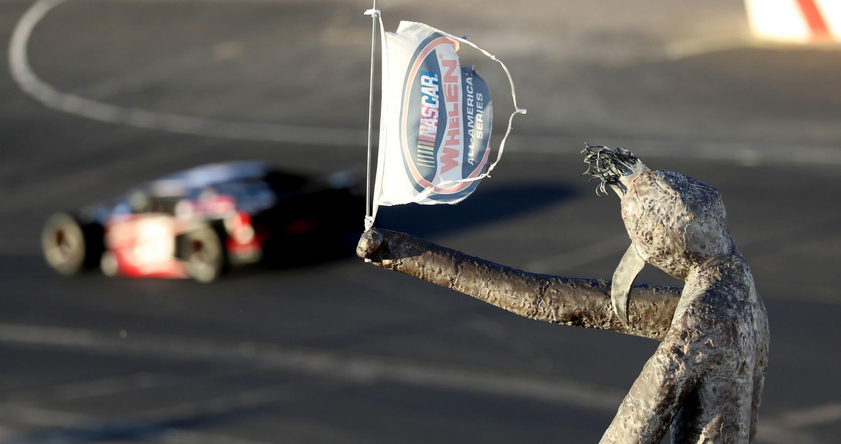 Drivers, start your engines: Racing resumes at Tucson Speedway this ...