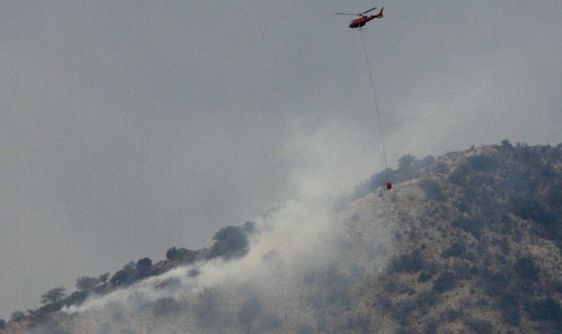 Cottonwood Fire spreads to 650 acres in Whetstones