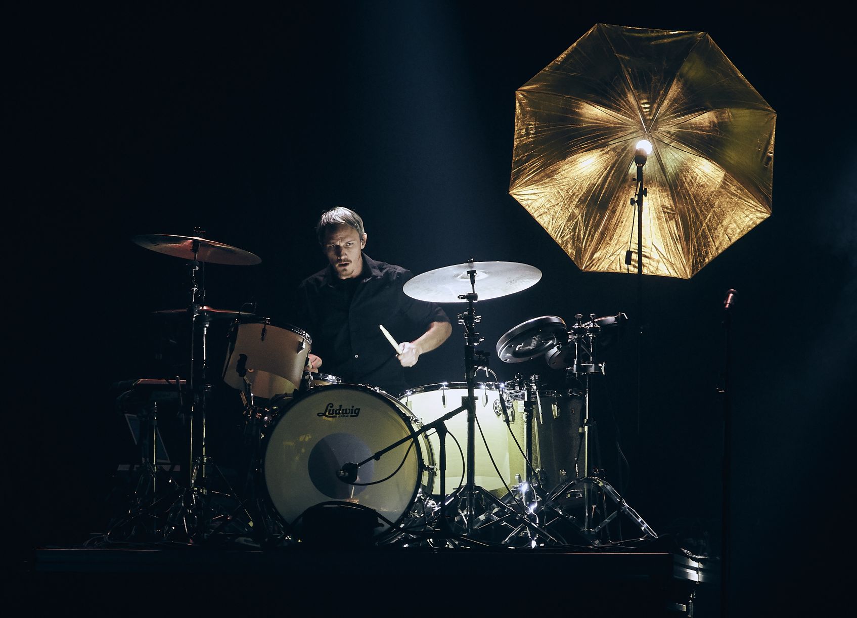 Catalina Foothills grad, rock star drummer, to sit in on NBC late show ...