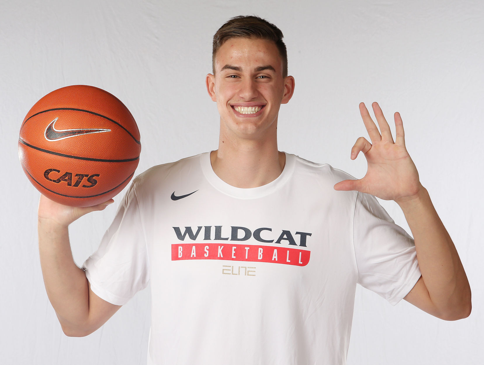 Miller has given Arizona Walk-On Jake DesJardins a basketball scholarship