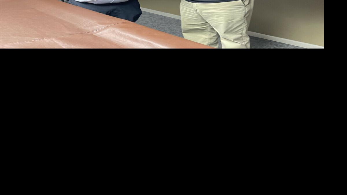 Pool Players of The Brooke vs. Mission Royale | Clubs | tucson.com