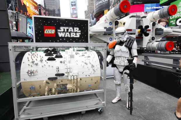 Photos: Largest Lego model unveiled | Entertainment | tucson.com