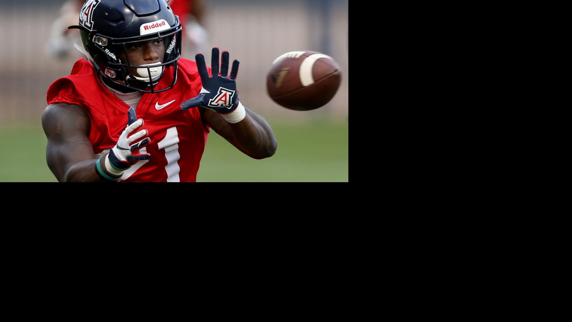 Arizona’s J.J. Taylor ready to grip it and rip it after prolific but ...